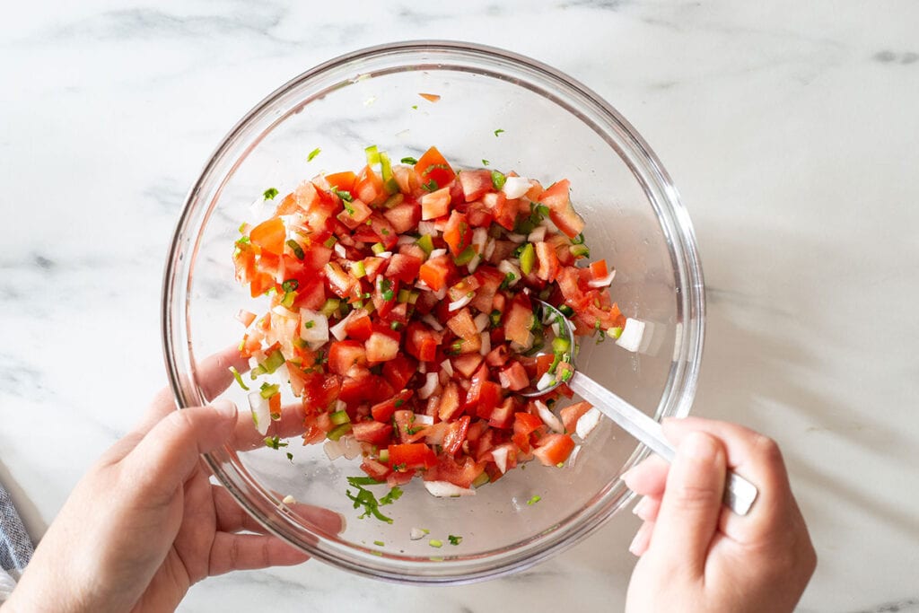 Salsa bandera (pico de gallo salsa)