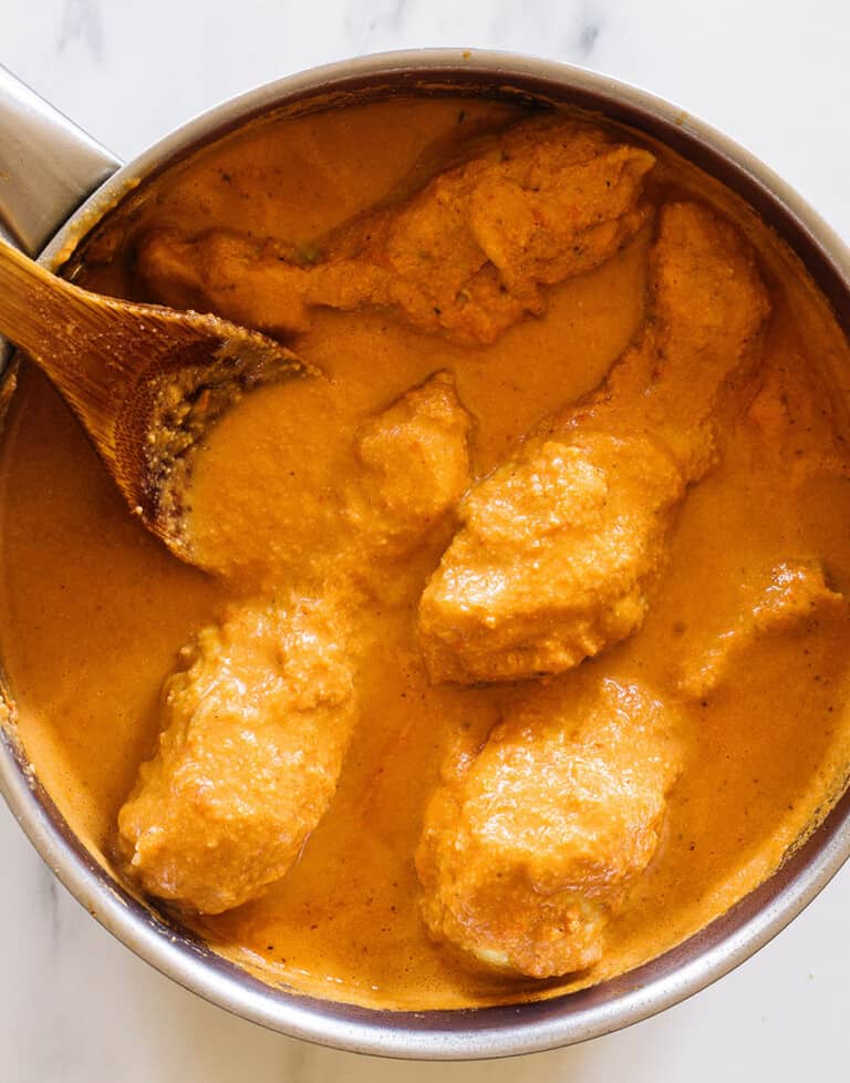 Encacahuatado (chicken with peanut sauce)