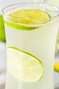 Limonada - A refreshing and sparkling Mexican drink