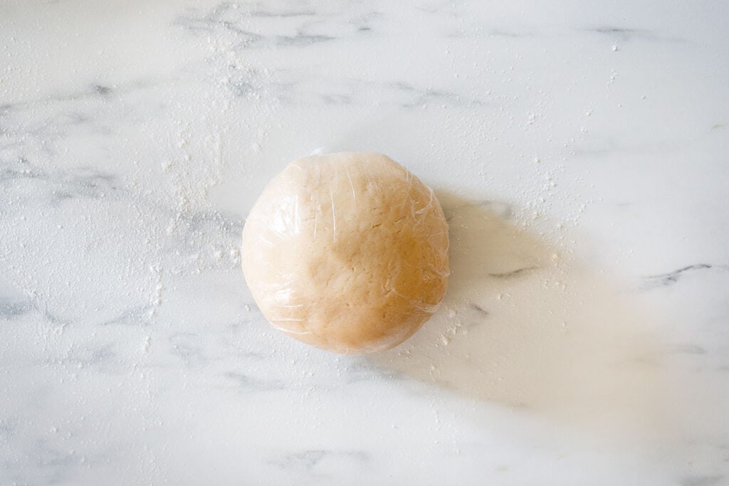 Pan de Polvo (Mexican Shortbread Cookies)