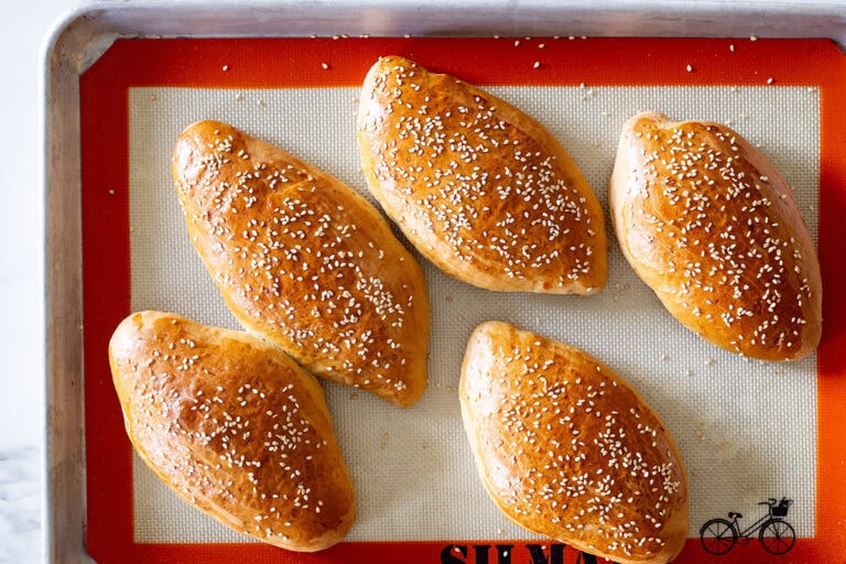 Cocoles de Anis (anise bread)