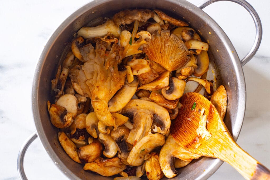 Sopa de Hongos (Mexican Mushroom Soup)